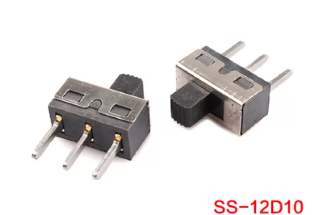 Công tắc gạt 3P SS-12D10 1P2T